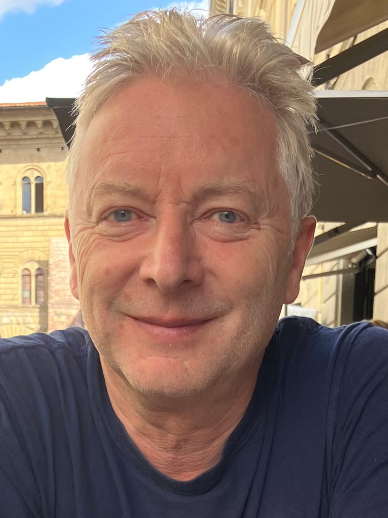 About Us – Clap Trap Theatre